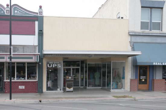 1,560 Square Foot Retail Space For Lease @ 355 W D St - 353 W D St ...